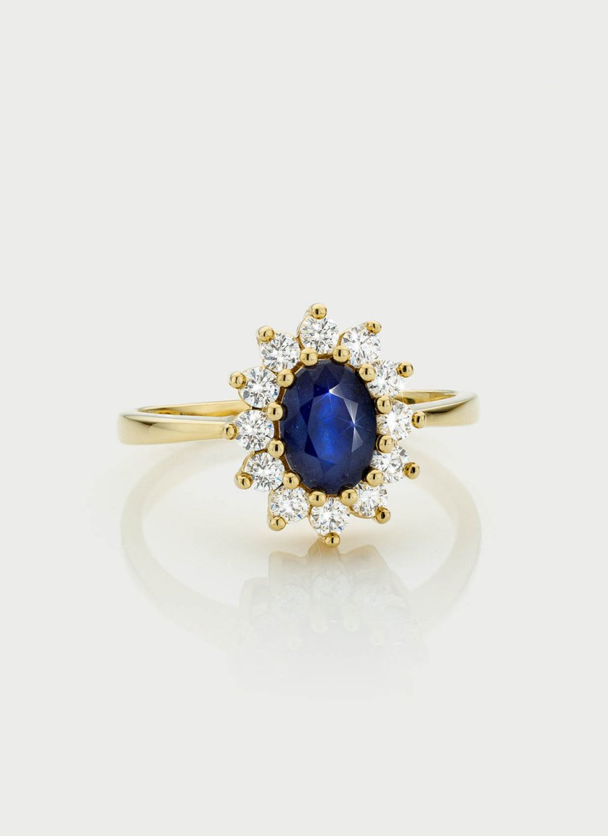 Studio Kroewe - Kate diamond sapphire entourage ring 14k gold